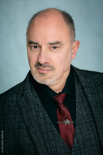 Marc Saez | Comédien | Cyrille Joubert Talents